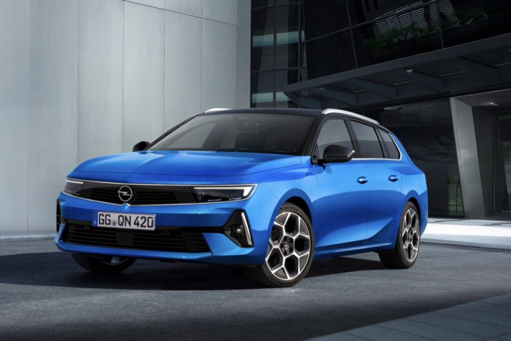 Opel anuncia la llegada a España del Astra familiar – Revista digital ...